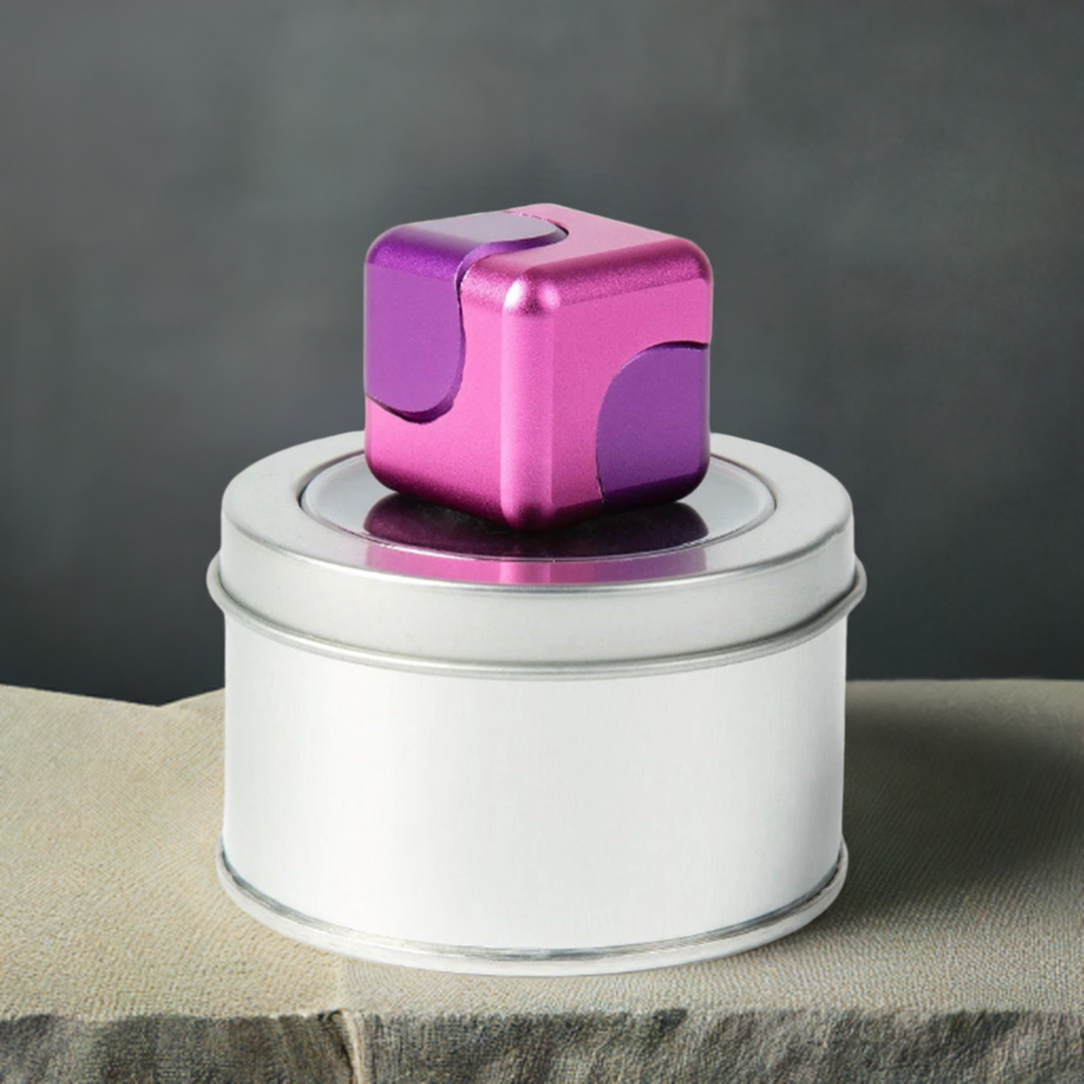 Fidget Spinning Cube – NeuroCandy®